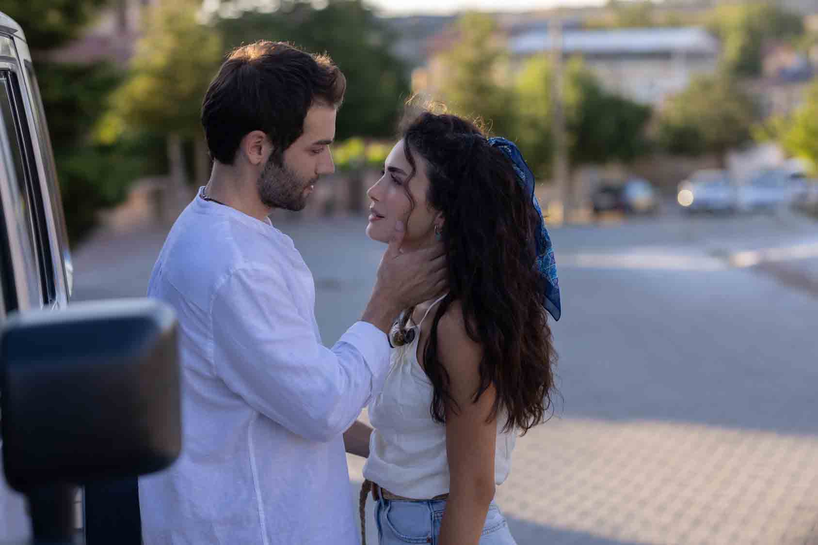 Sapphire (Safir) Episode 1 English Subtitles – Watch iT!