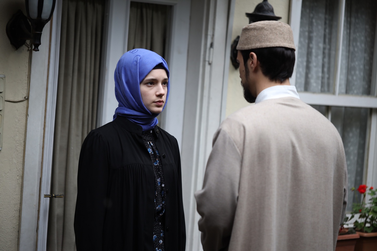 Red Roses (Kizil Goncalar) Episode 18 English Subtitles – Watch iT!