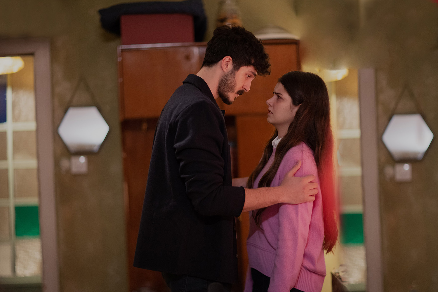 Six of Us (Sahipsizler) Episode 10 English Subtitles – Watch iT!